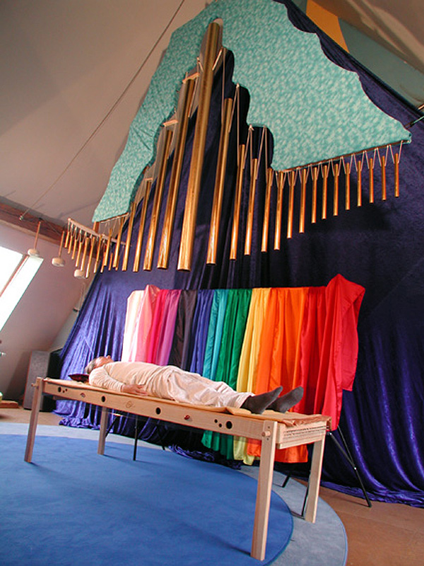 K L A N G F A R B E N - Studio für Klangkörper